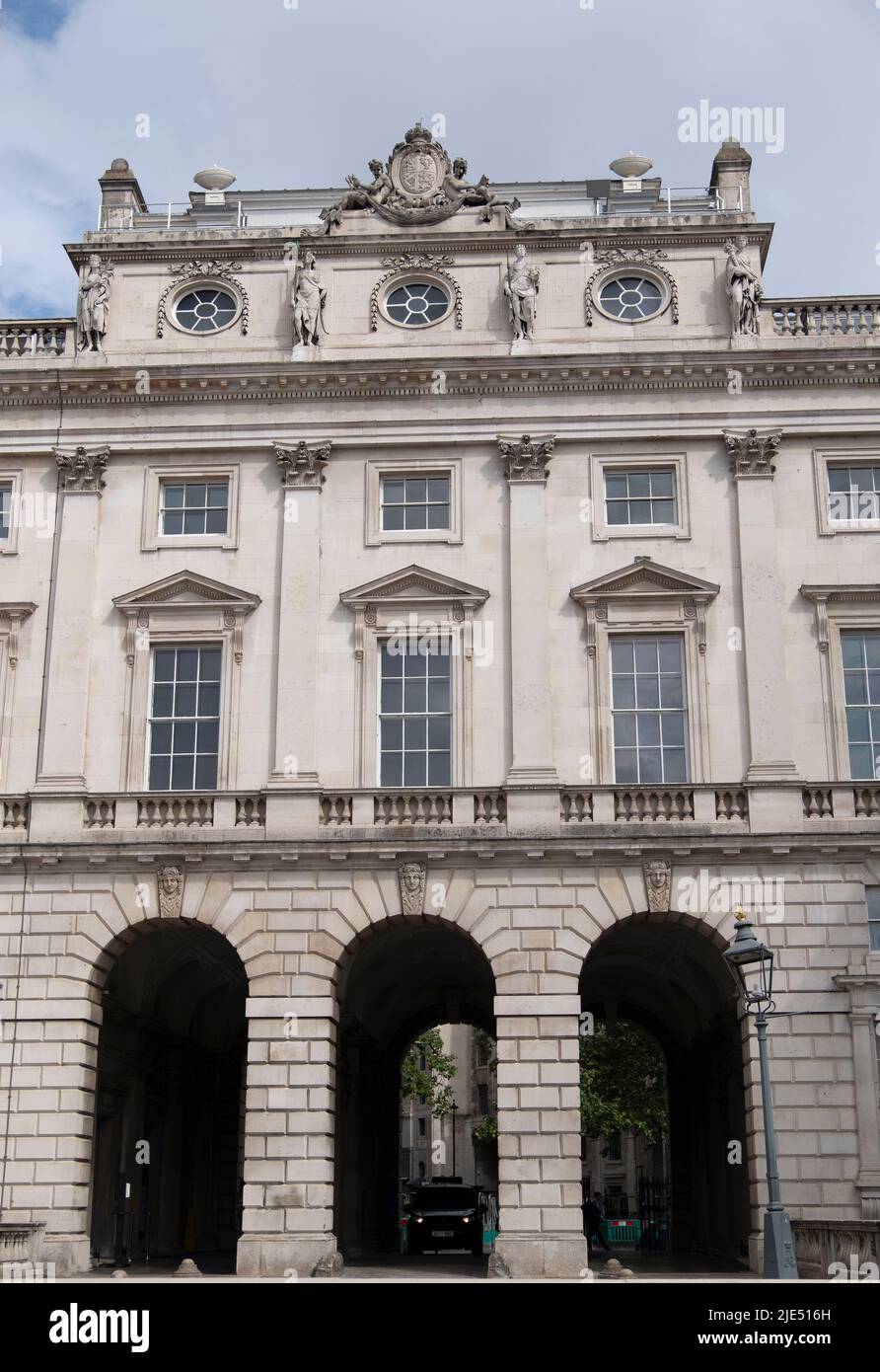 Large neoclassical complex hi-res stock photography and images - Alamy