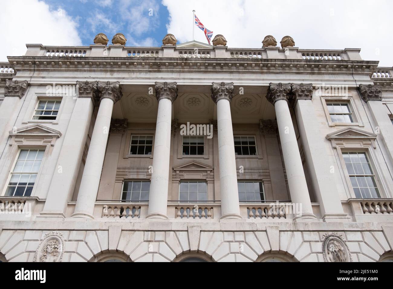 Large neoclassical complex hi-res stock photography and images - Alamy