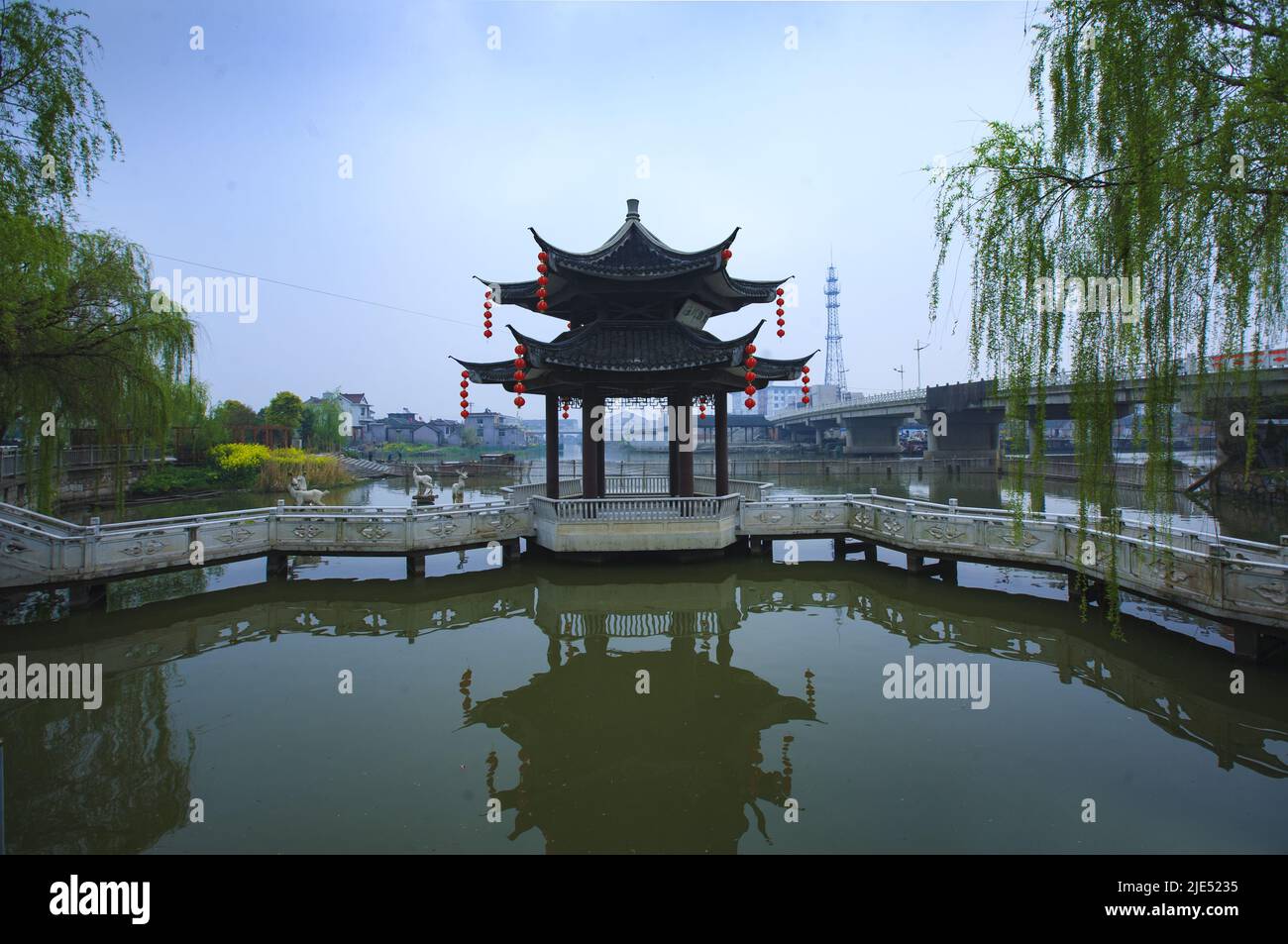 Jiangsu jiangyan qintong town ancient buildings ancient town Stock ...