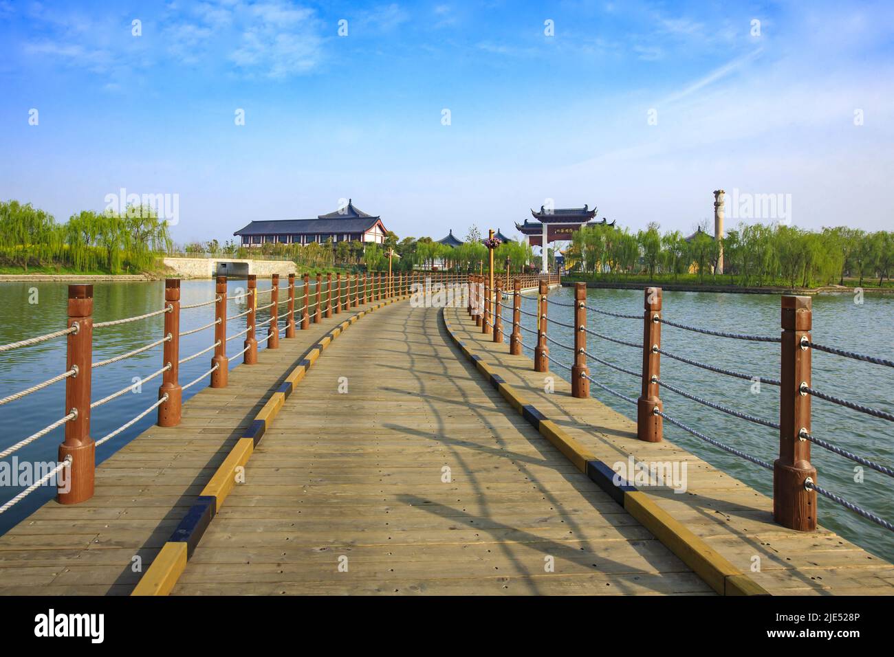 Jiangsu jiangyan introduce shou temple religion Stock Photo - Alamy