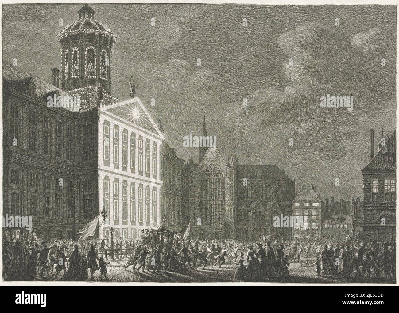 Illuminations of the facade and tower of the town hall on Dam Square ...