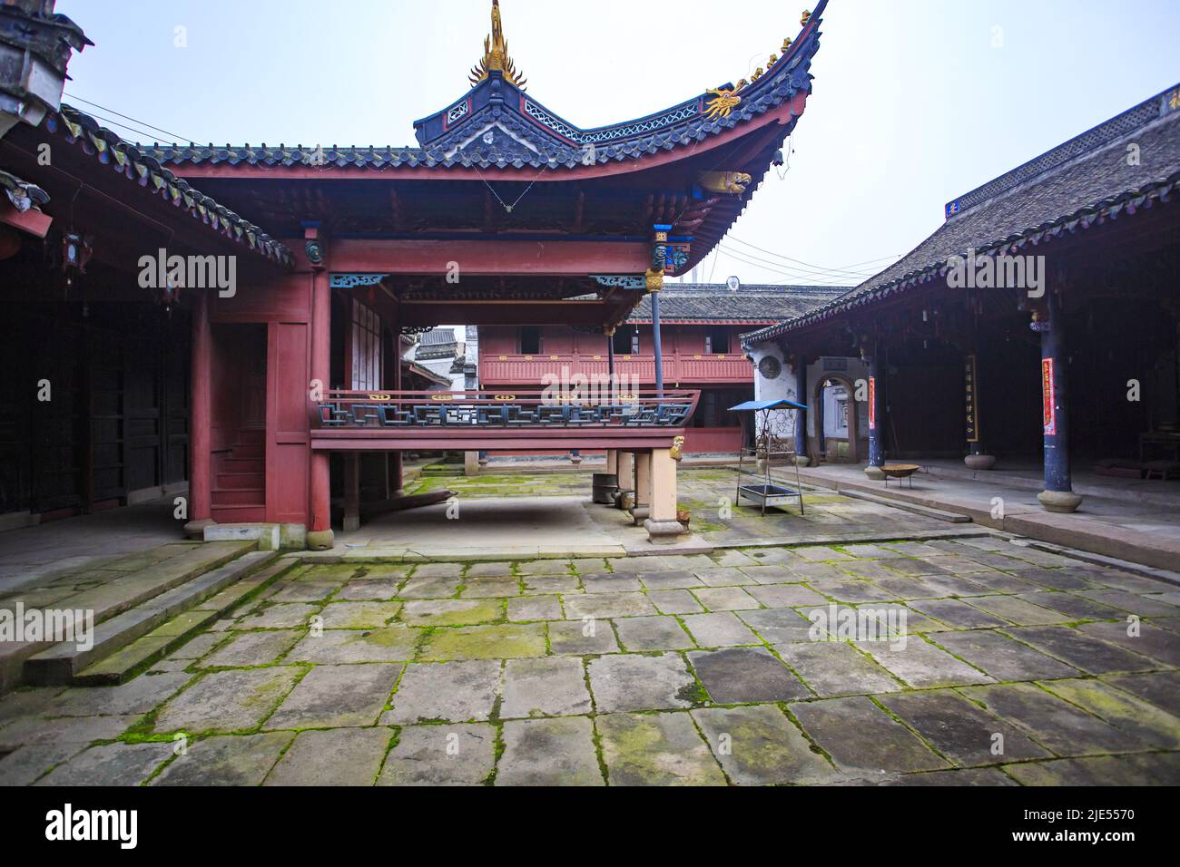 Ancestral hall and stage hi-res stock photography and images - Alamy