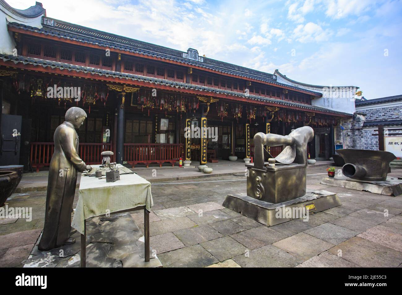 Zhejiang ningbo yinzhou ancestral hall temple ancient buildings Stock ...