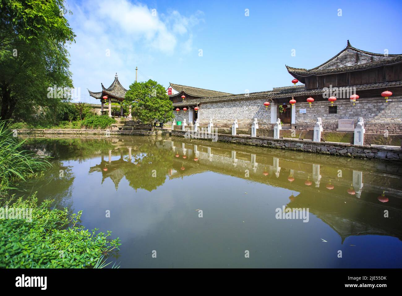 Zhejiang ningbo yinzhou ancestral hall temple ancient buildings Stock ...