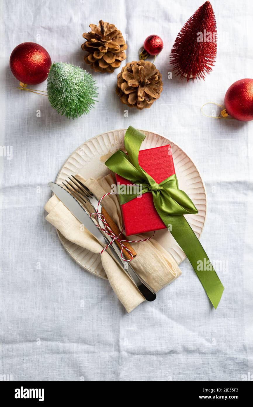 Goft box hi-res stock photography and images - Alamy