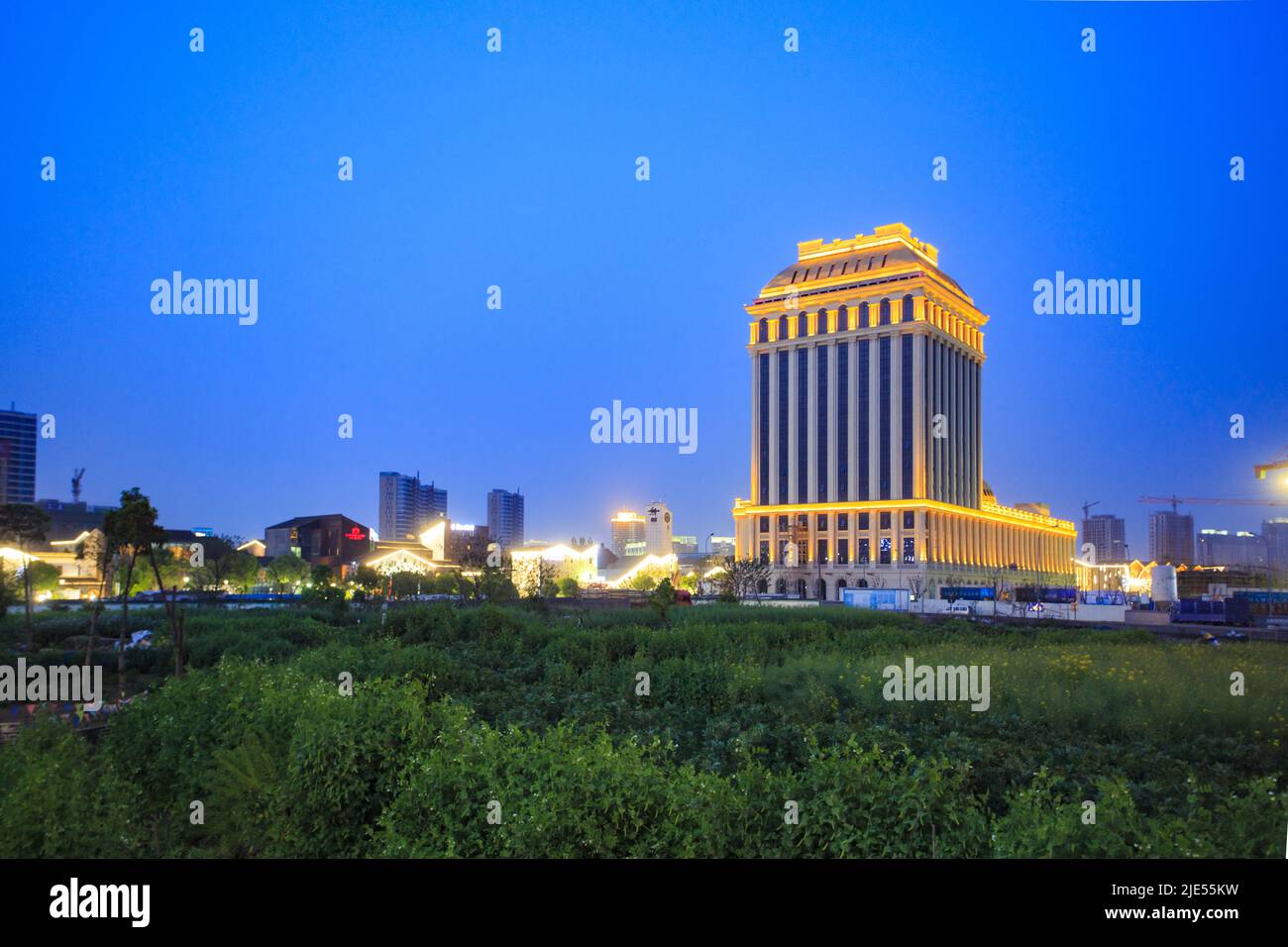 Manli hi-res stock photography and images - Alamy