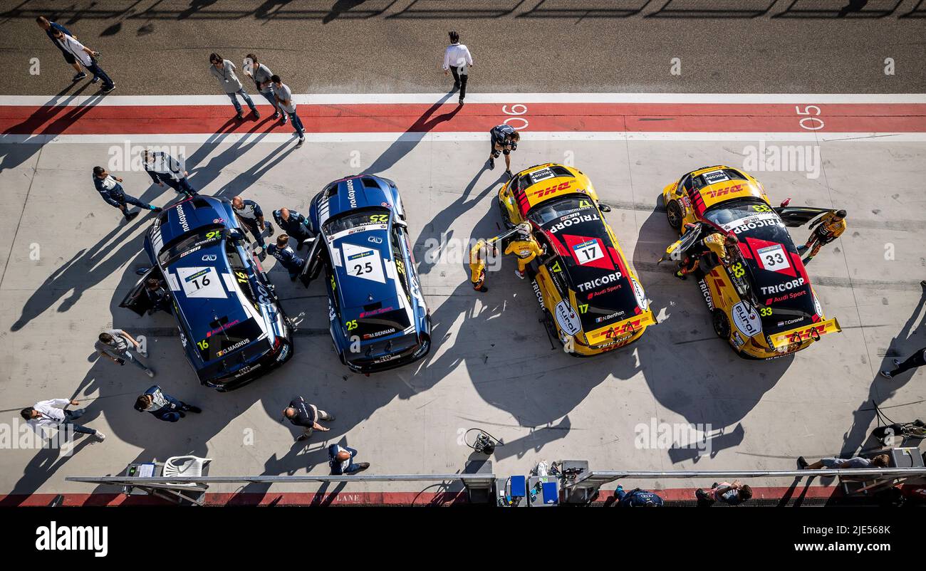 stand, pit lane, Comtoyou DHL Team Audi Sport, Audi RS 3 LMS,Team Audi ...