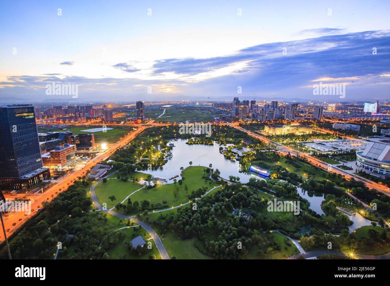 Zhejiang ningbo yinzhou yinzhou park lake Stock Photo - Alamy
