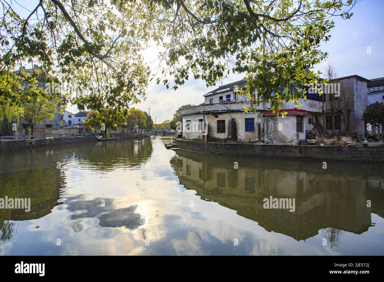 Zhejiang ningbo yinzhou villages houses buildings Stock Photo - Alamy