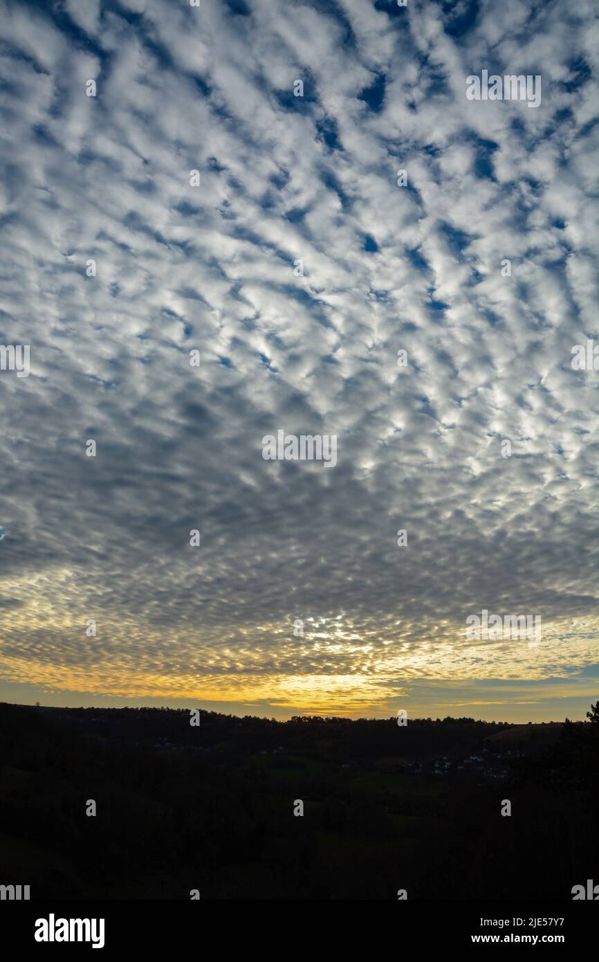 Altocumulus cellular structure hi-res stock photography and images - Alamy