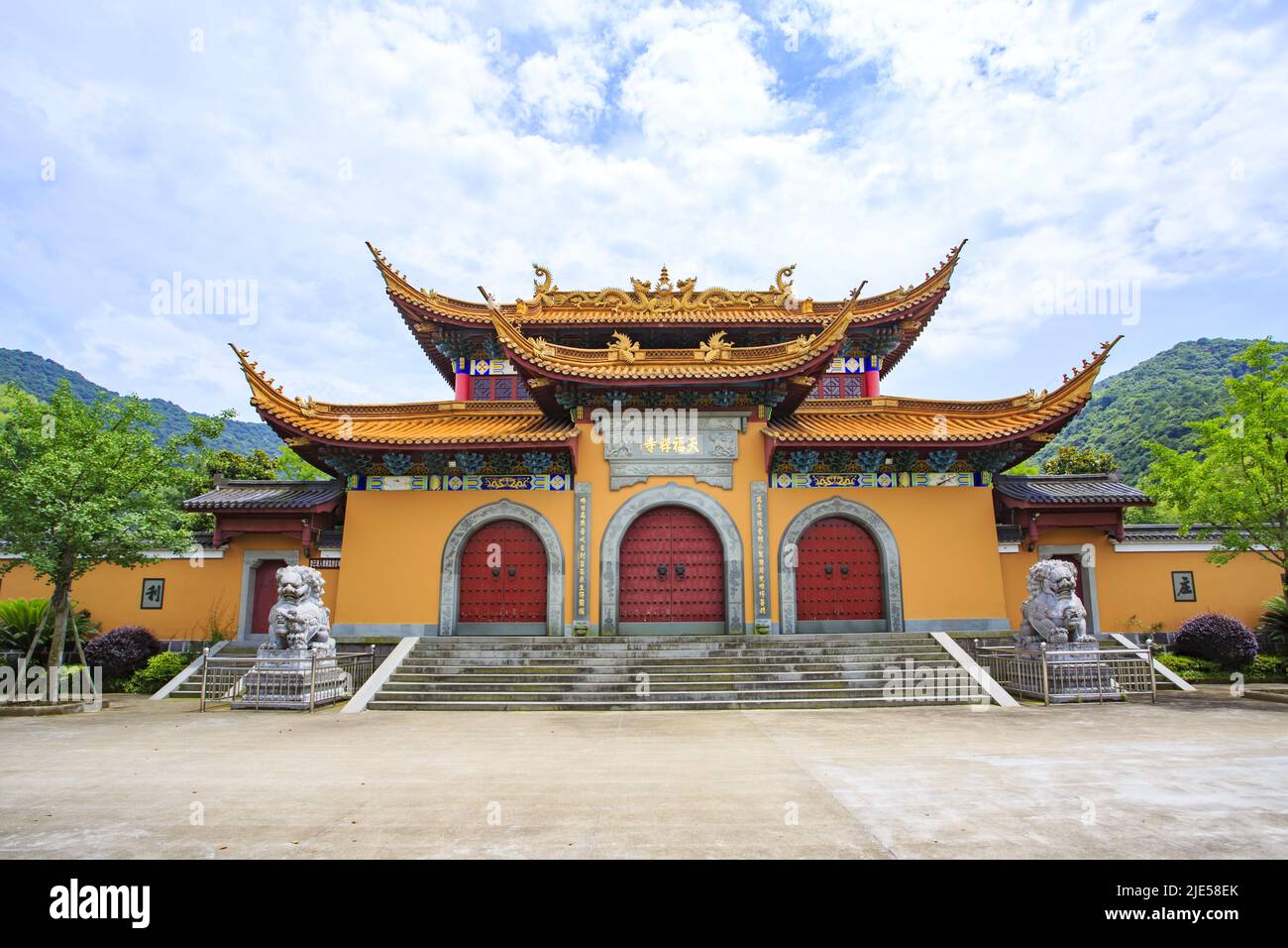 Zhejiang ningbo yinzhou design town tianfu temples Stock Photo - Alamy