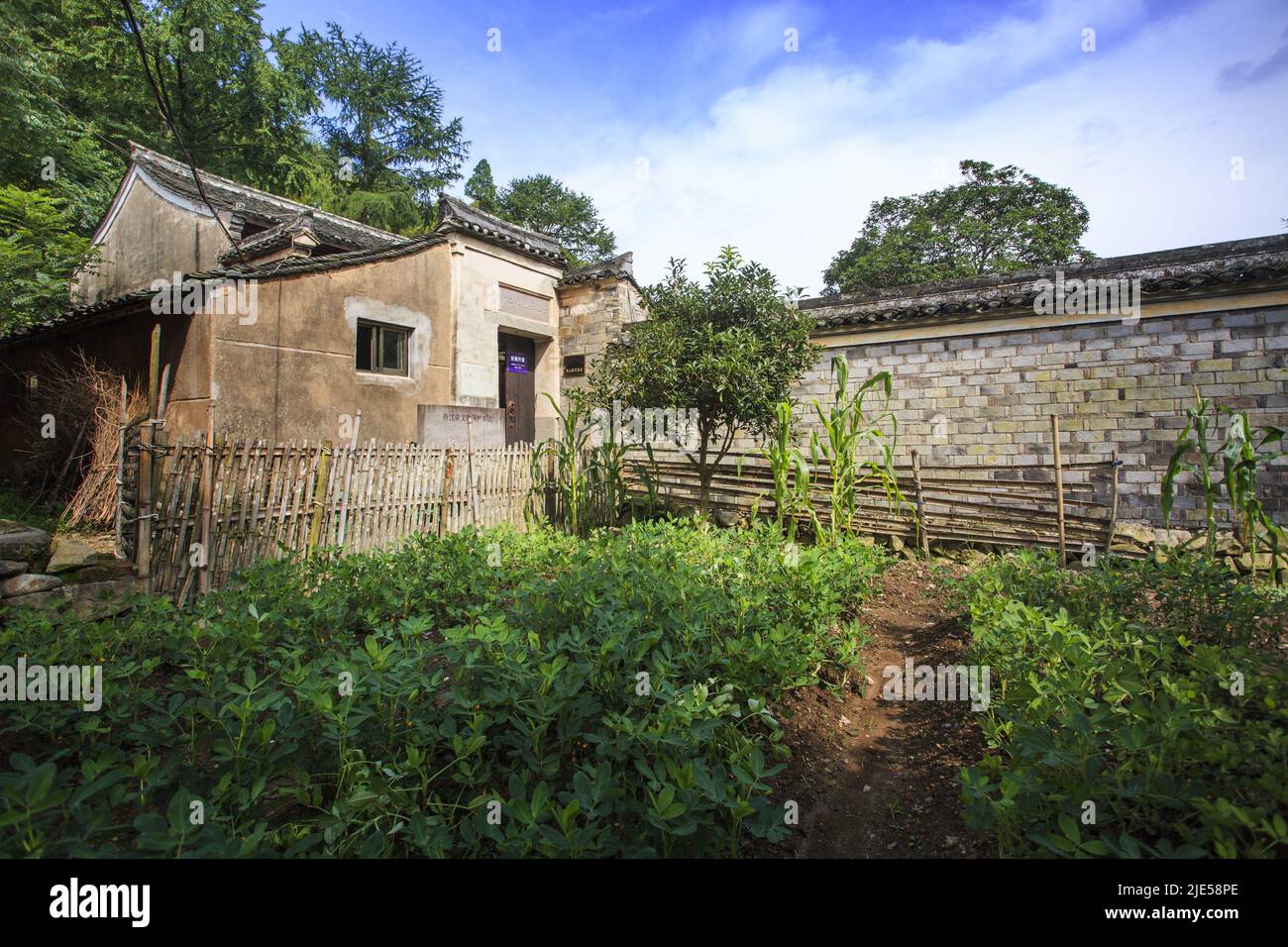 Zhejiang ningbo yinzhou design town village sha village Stock Photo - Alamy