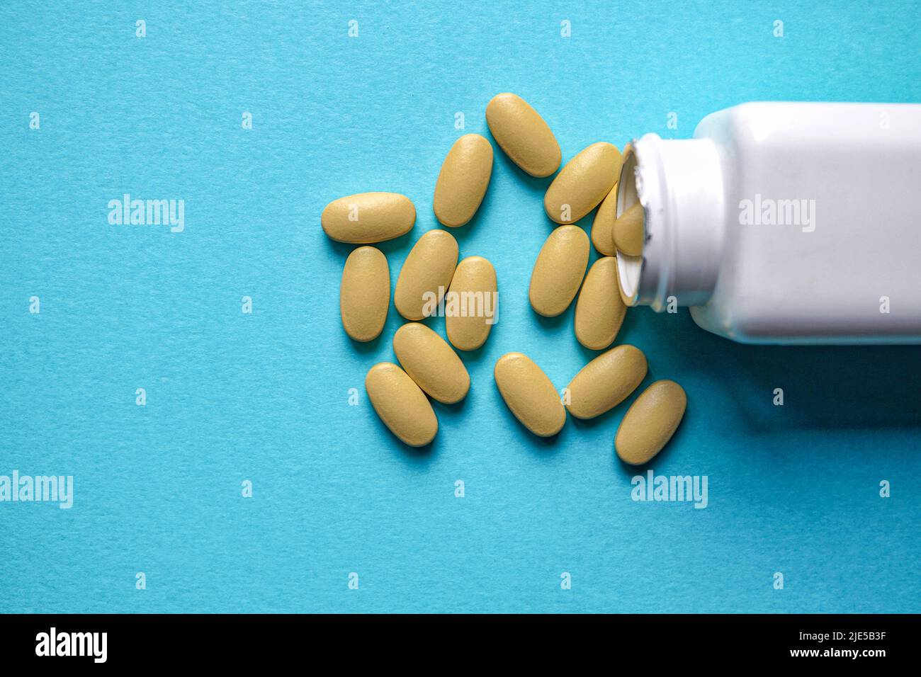painkillers pils, medication for then pain Stock Photo - Alamy