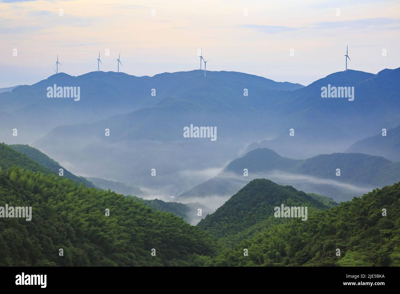 Yanshan mountains hi-res stock photography and images - Alamy