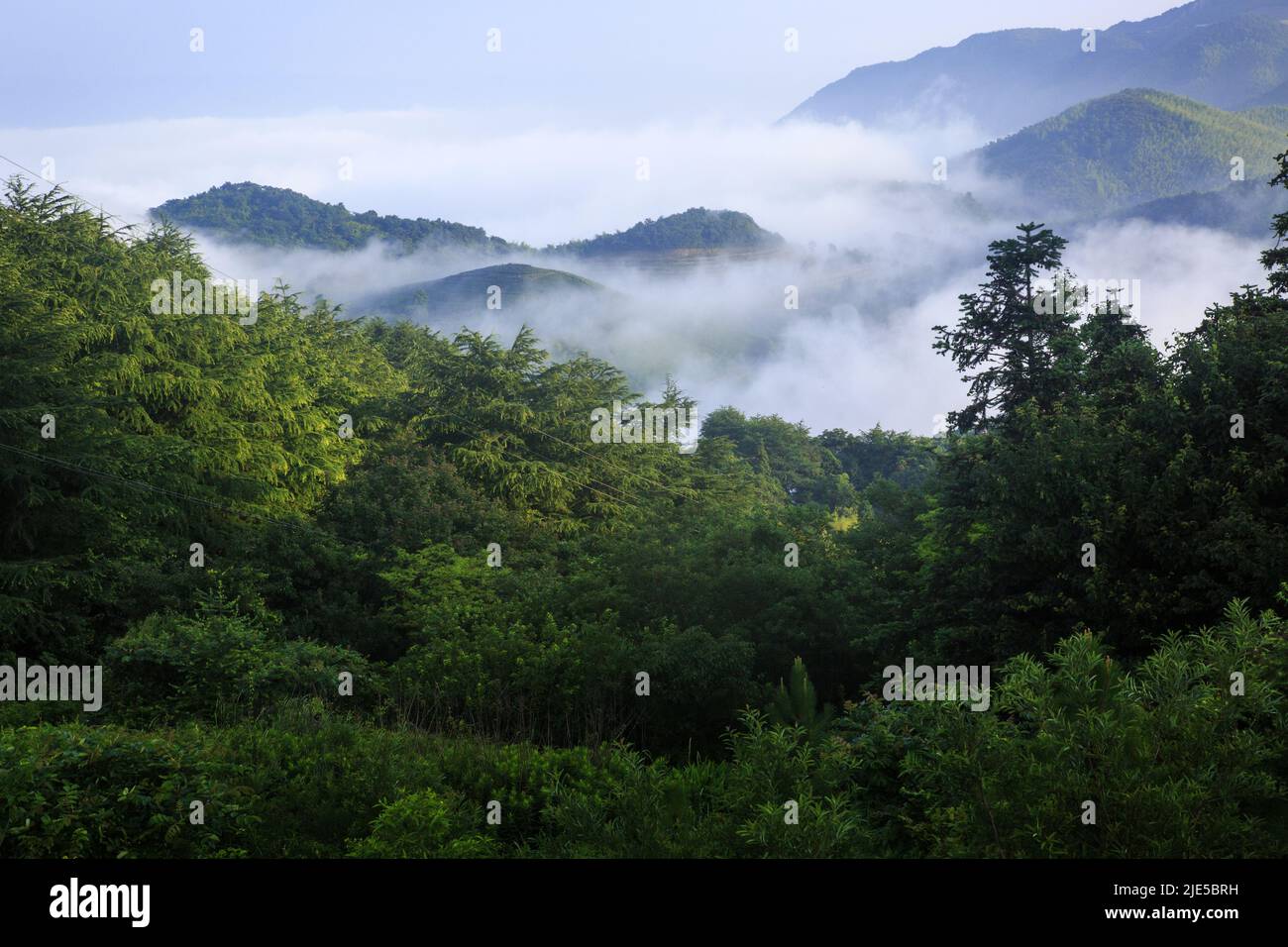 Yanshan mountains hi-res stock photography and images - Alamy