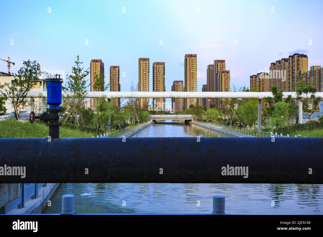 Thermal pipes hi-res stock photography and images - Alamy