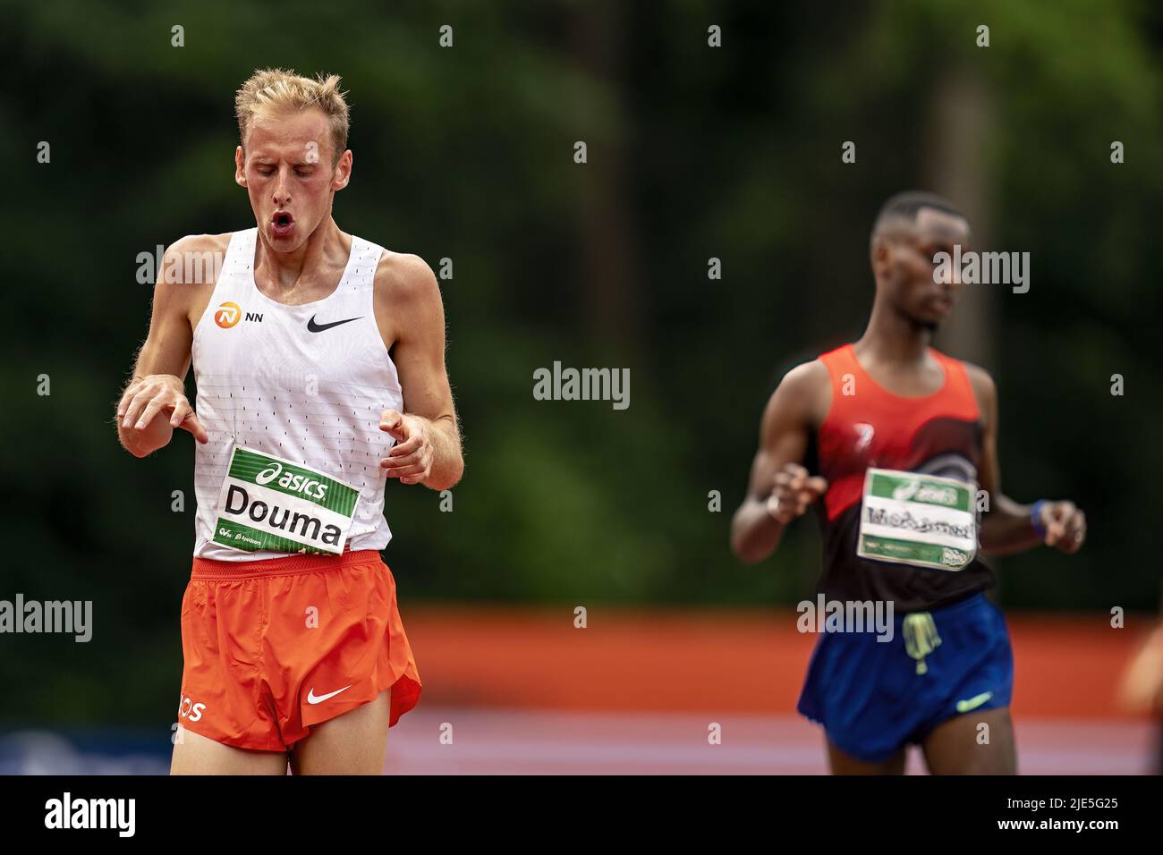 2022-06-25 11:33:19 APELDOORN - Athlete Richard Douma during the 5000 ...