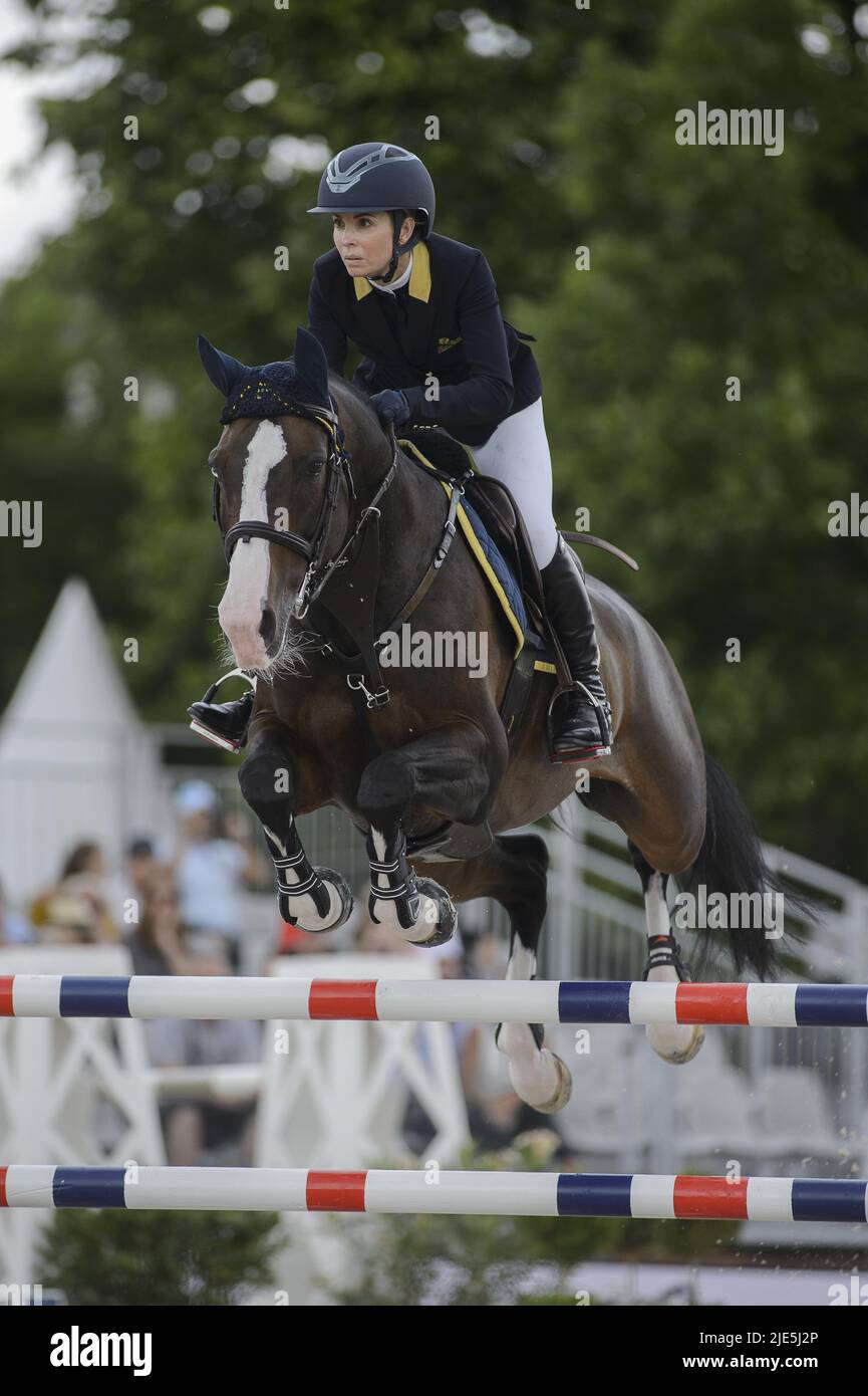 Edwina tops alexander hi-res stock photography and images - Alamy