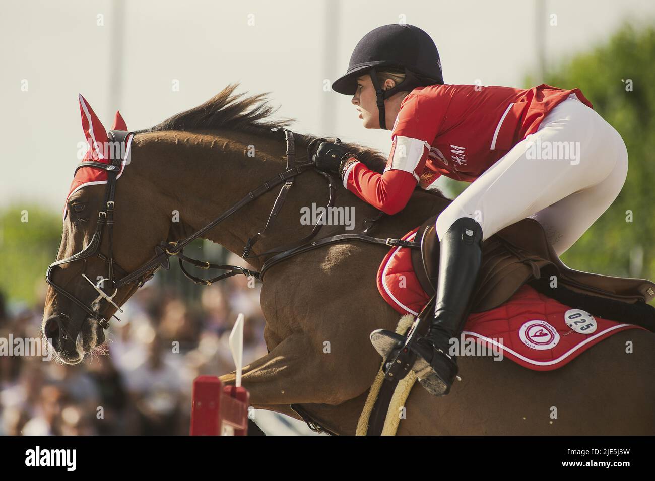 Lily ATTWOOD riding Calvaro's Up To Date during the Longines Global ...