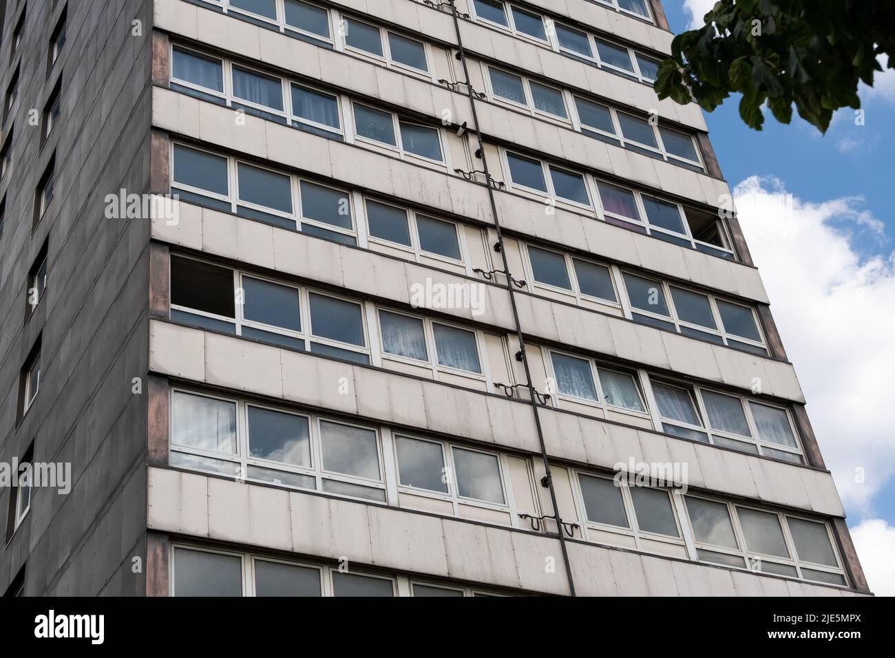 Empty tower block - Dennison Point on the Carpenters Estate, Stratford ...