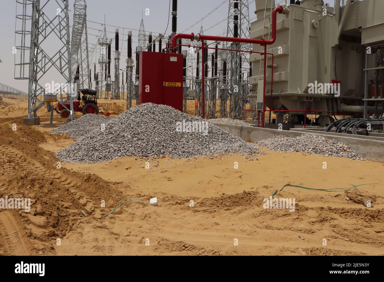 High voltage switchyard in electrical hi-res stock photography and ...
