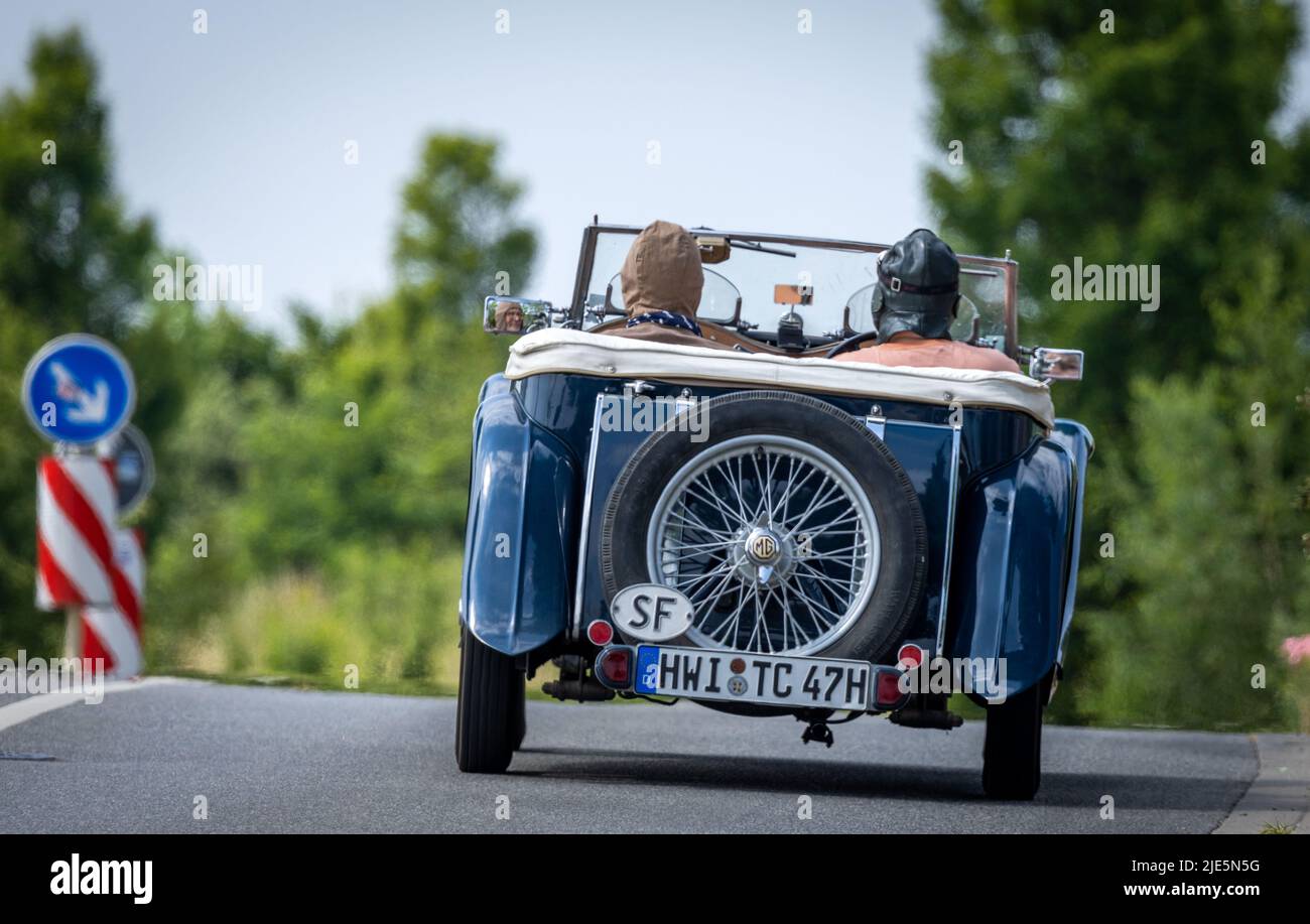 Wismar, Germany. 25th June, 2022. An MG TC Midget built in 1947 is on ...