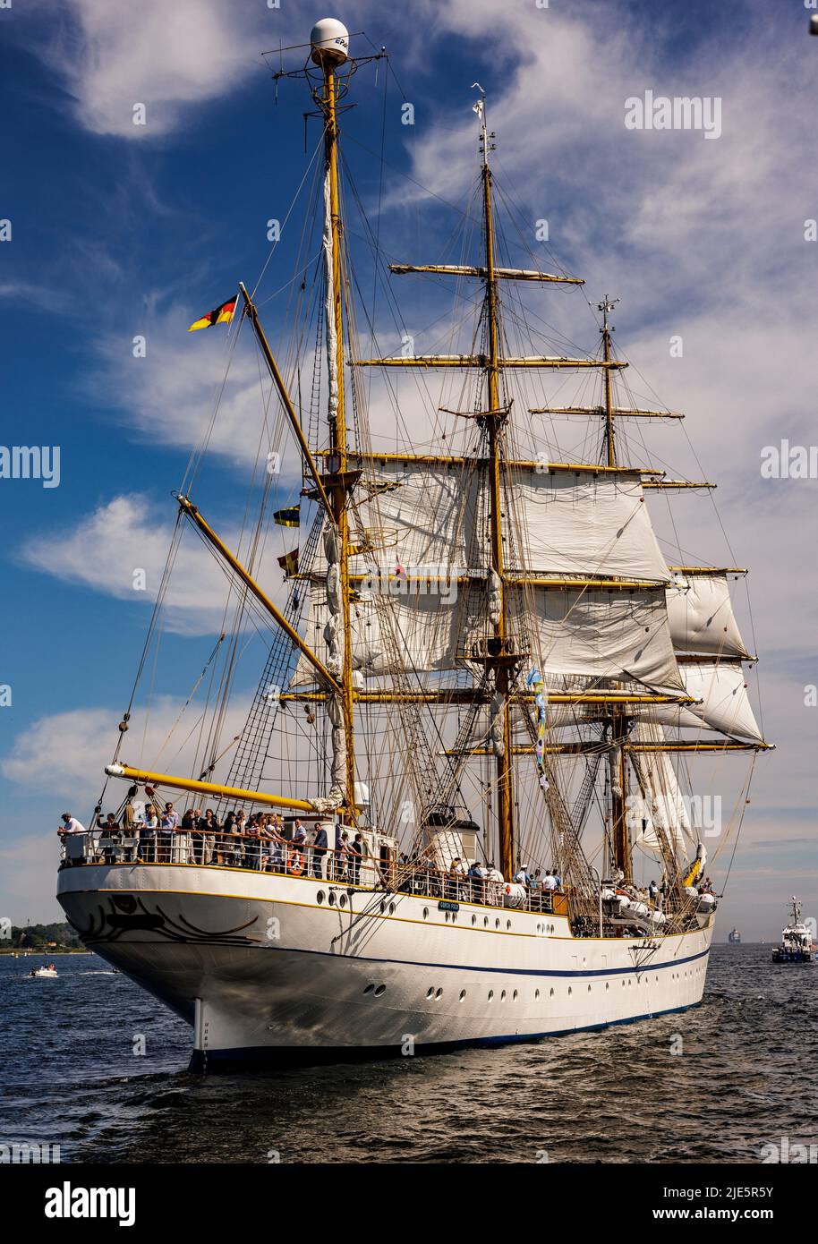 Kiel, Germany. 25th June, 2022. Navy soldiers set sail on the sail ...
