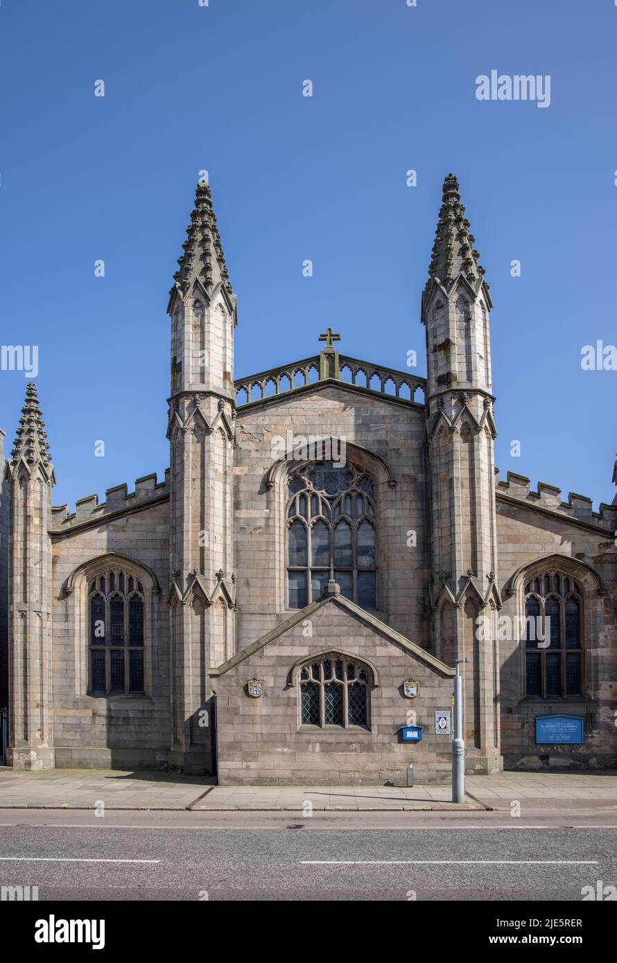 st andrews cathedral aberdeen scotland Stock Photo - Alamy