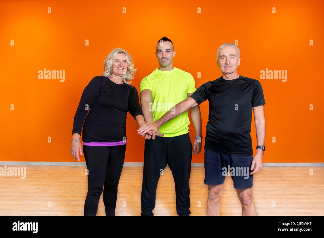 Inside gym hi-res stock photography and images - Alamy