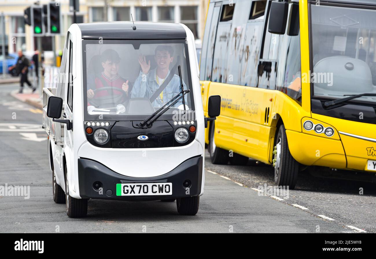 Brighton UK 25th June 2022 - An electric vehicle heads along Brighton ...