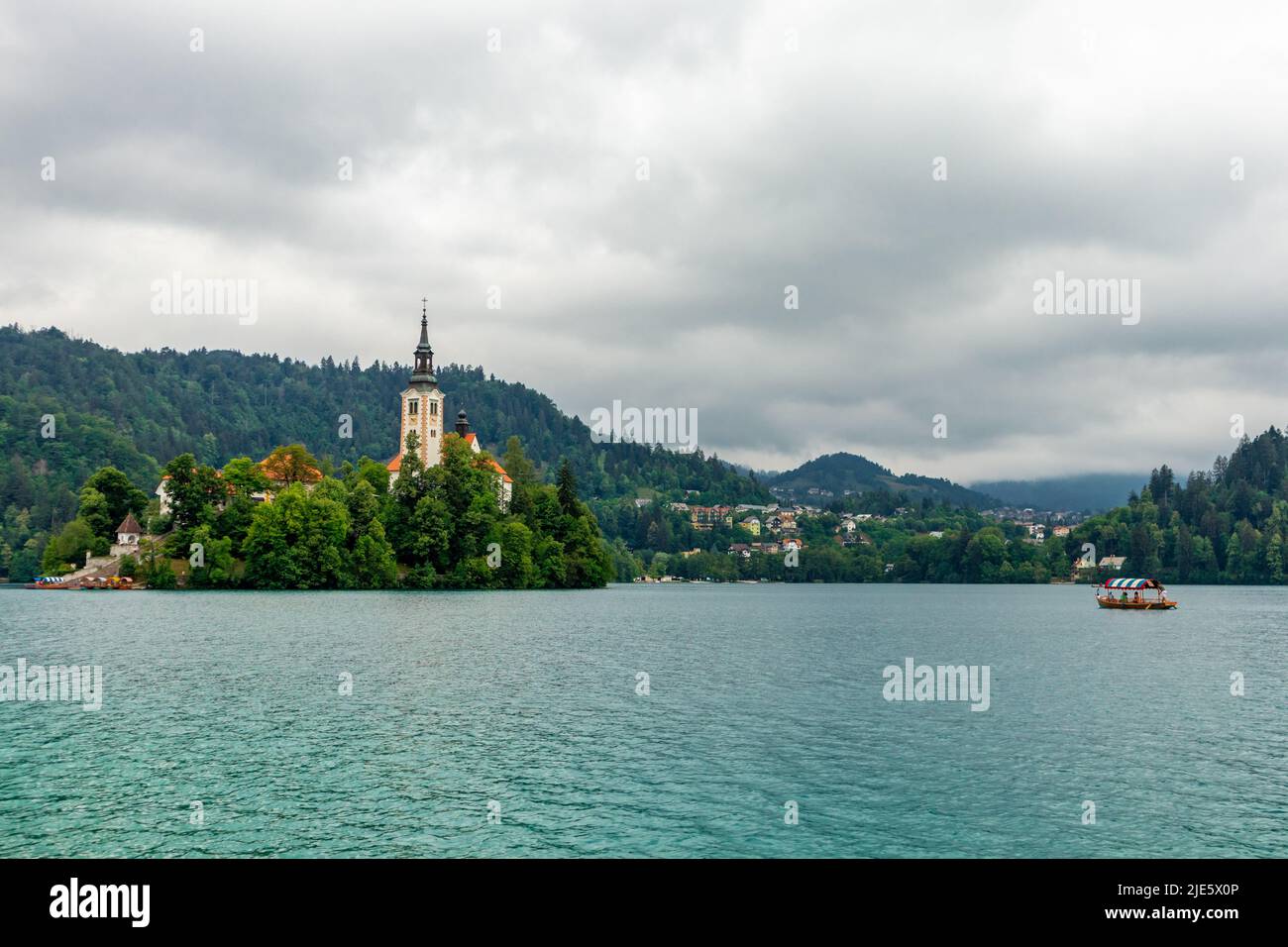Hike around Lake Bled at the foot of the Pokljuka plateau - Gorenjska ...