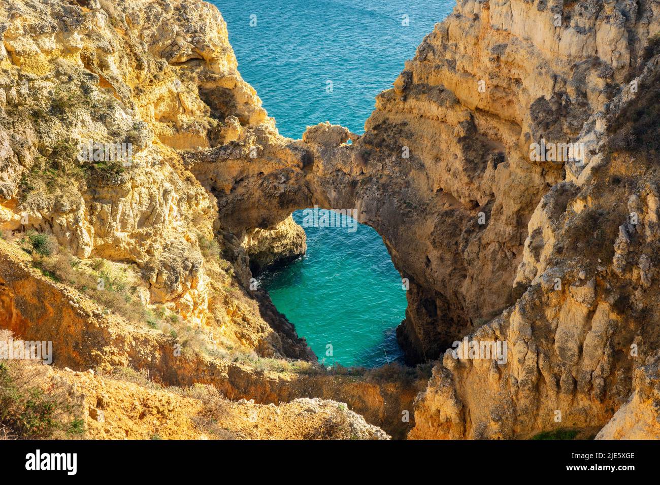 Sedimentary rock formation by sea hi-res stock photography and images ...