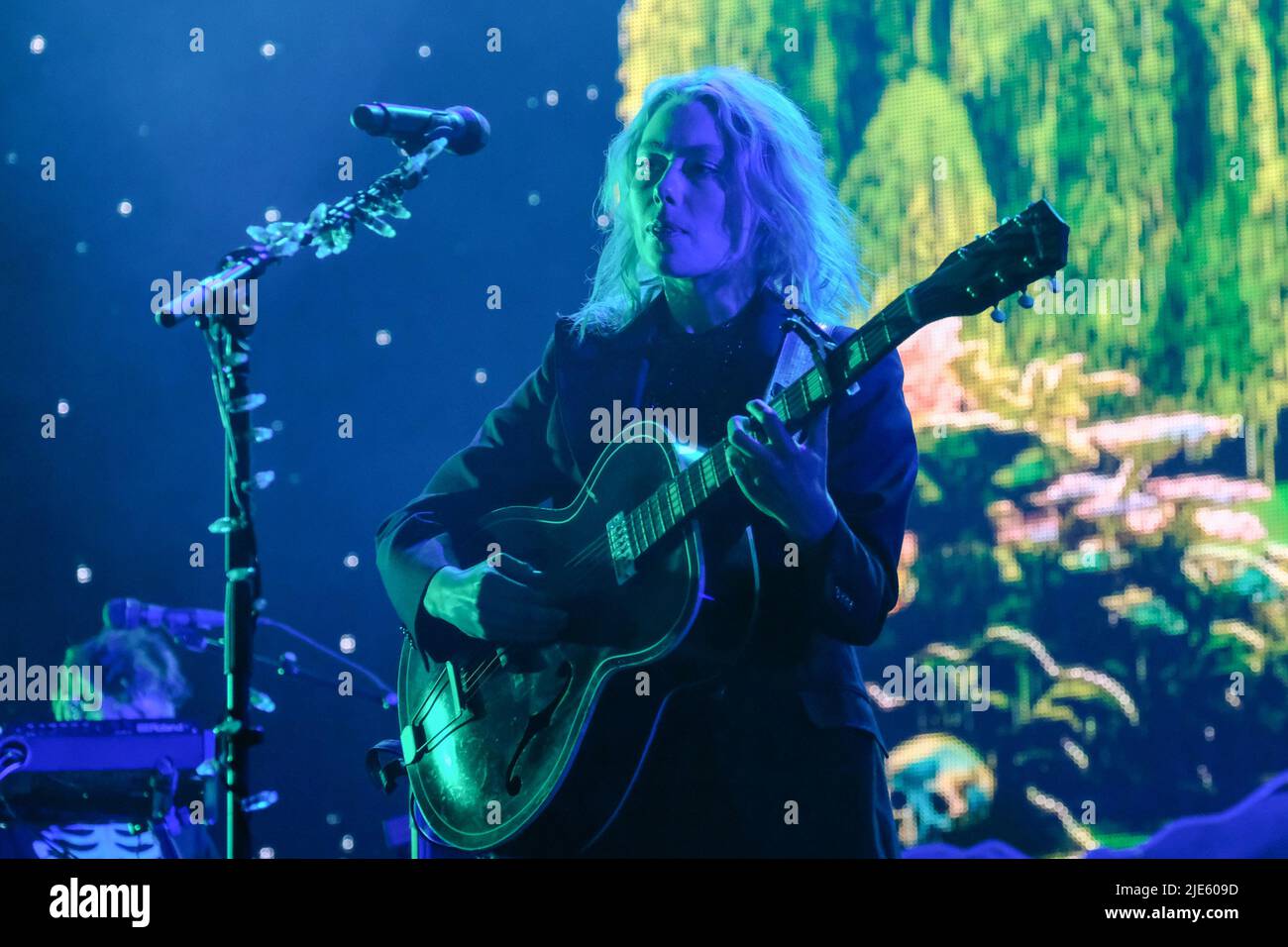 Pilton, UK. 24th June, 2022. An American singer songwriter Phoebe ...