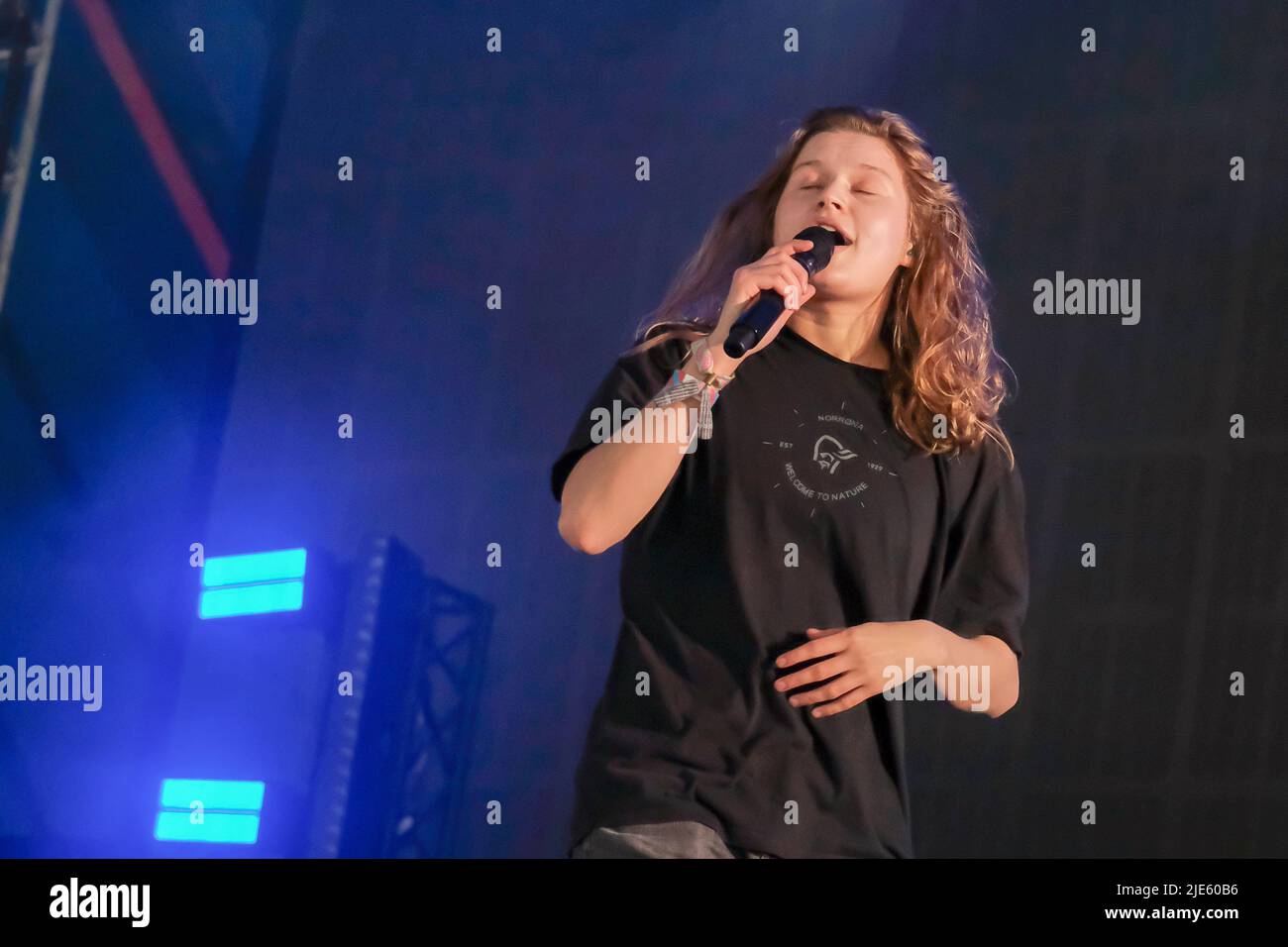 Pilton, UK. 24th June, 2022. Scandipop Norwegian indie pop artist ...