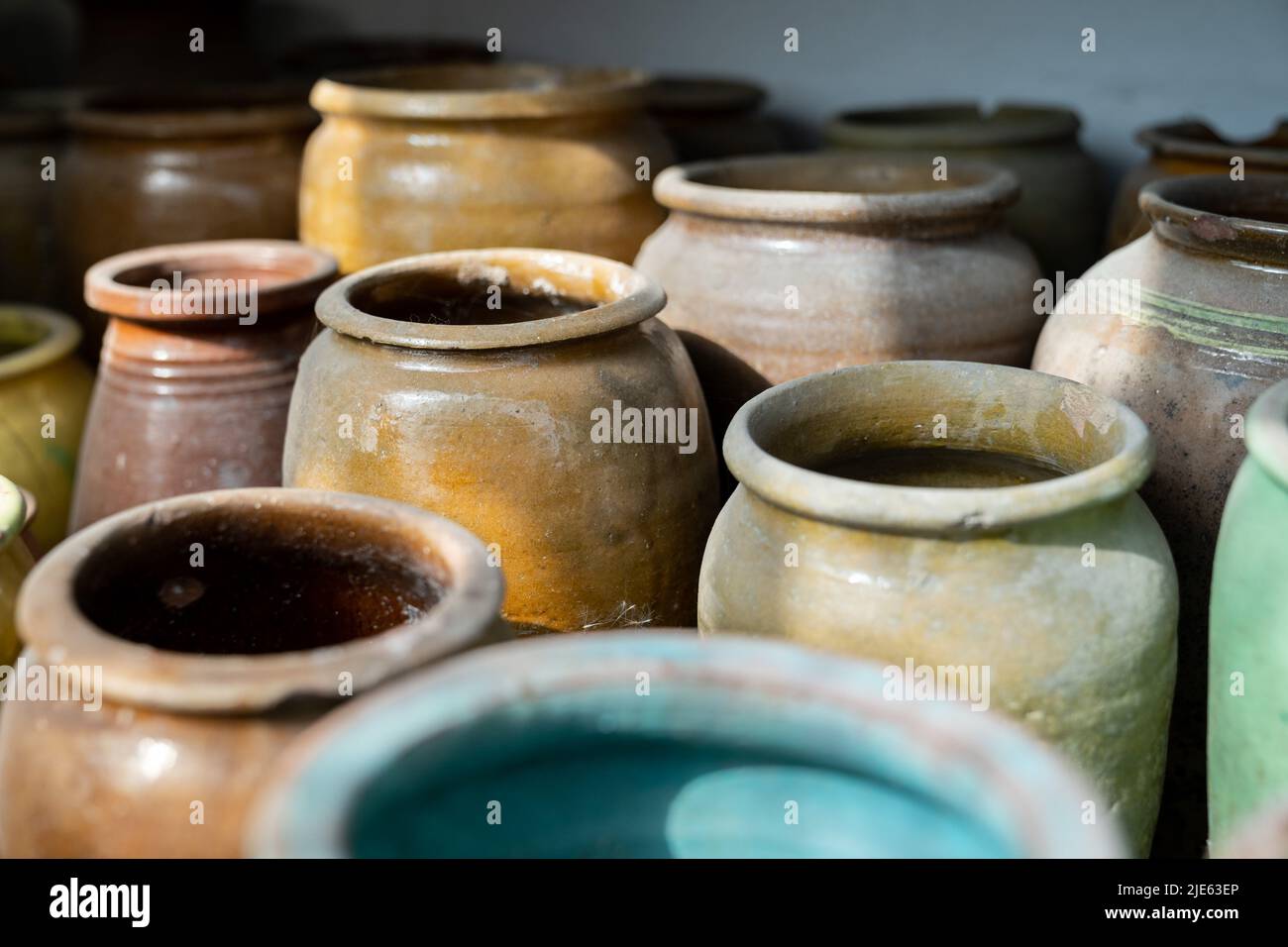 Jug shapes hi-res stock photography and images - Alamy