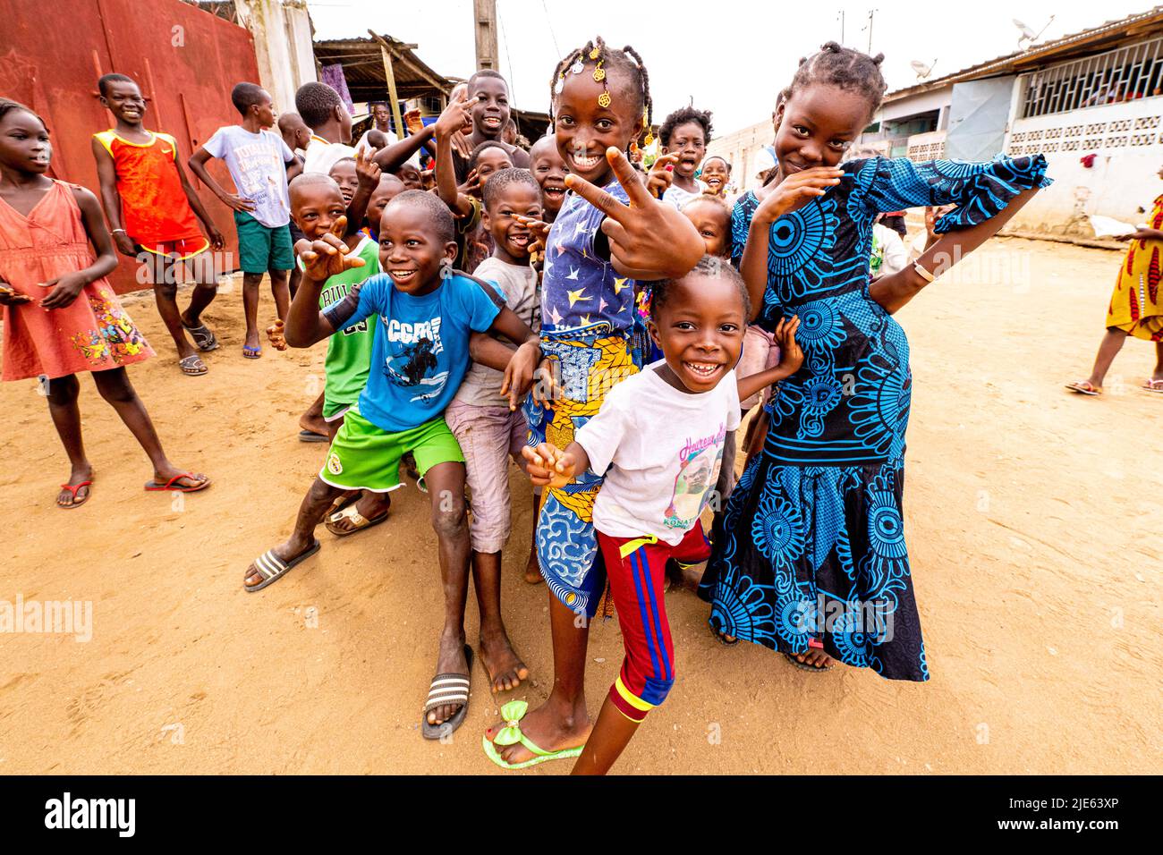 Daily life, people on the streets in Ivory Coast, Cote d'Ivoire, de ...