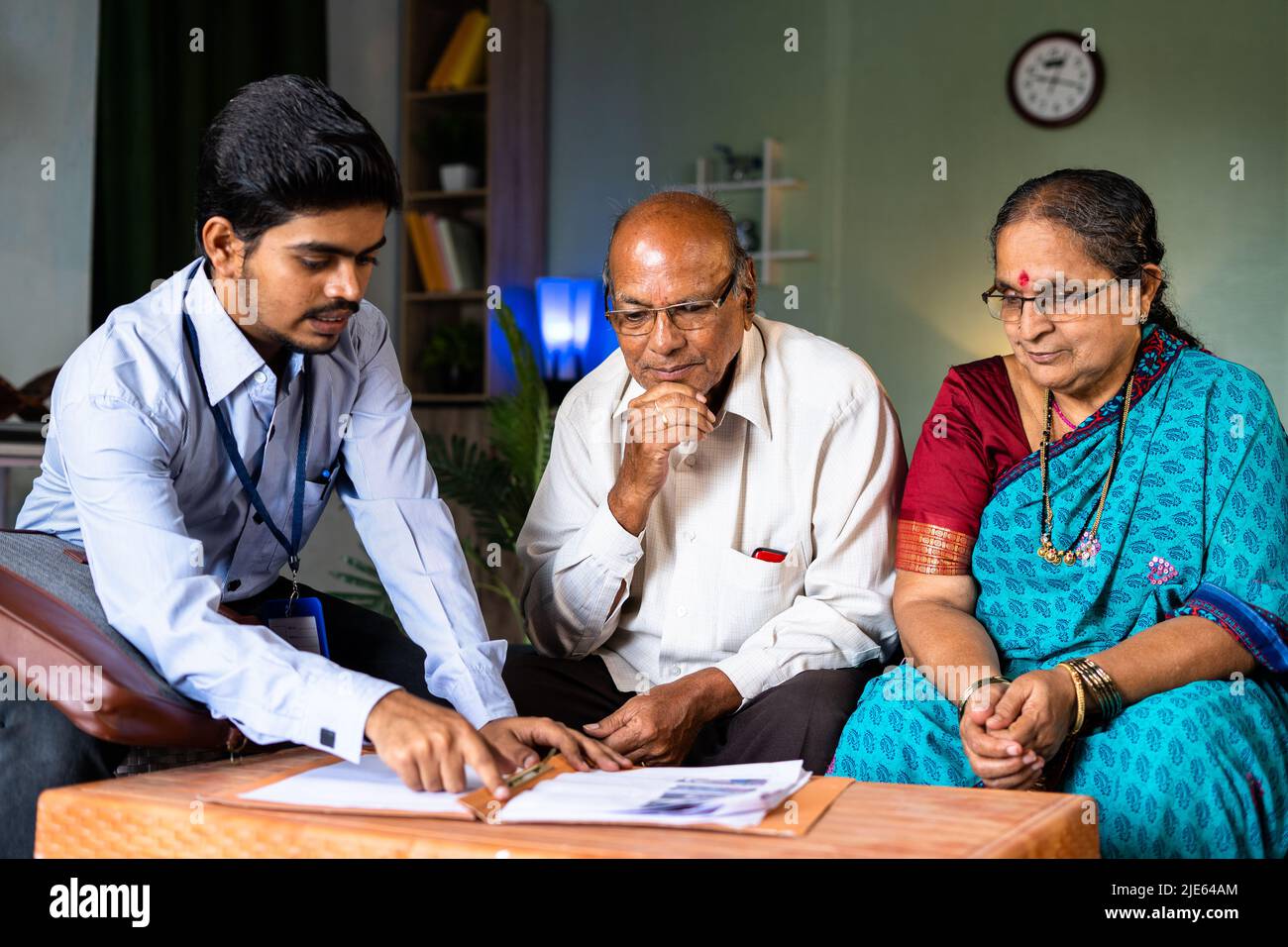 Banker lifestyle hi-res stock photography and images - Alamy