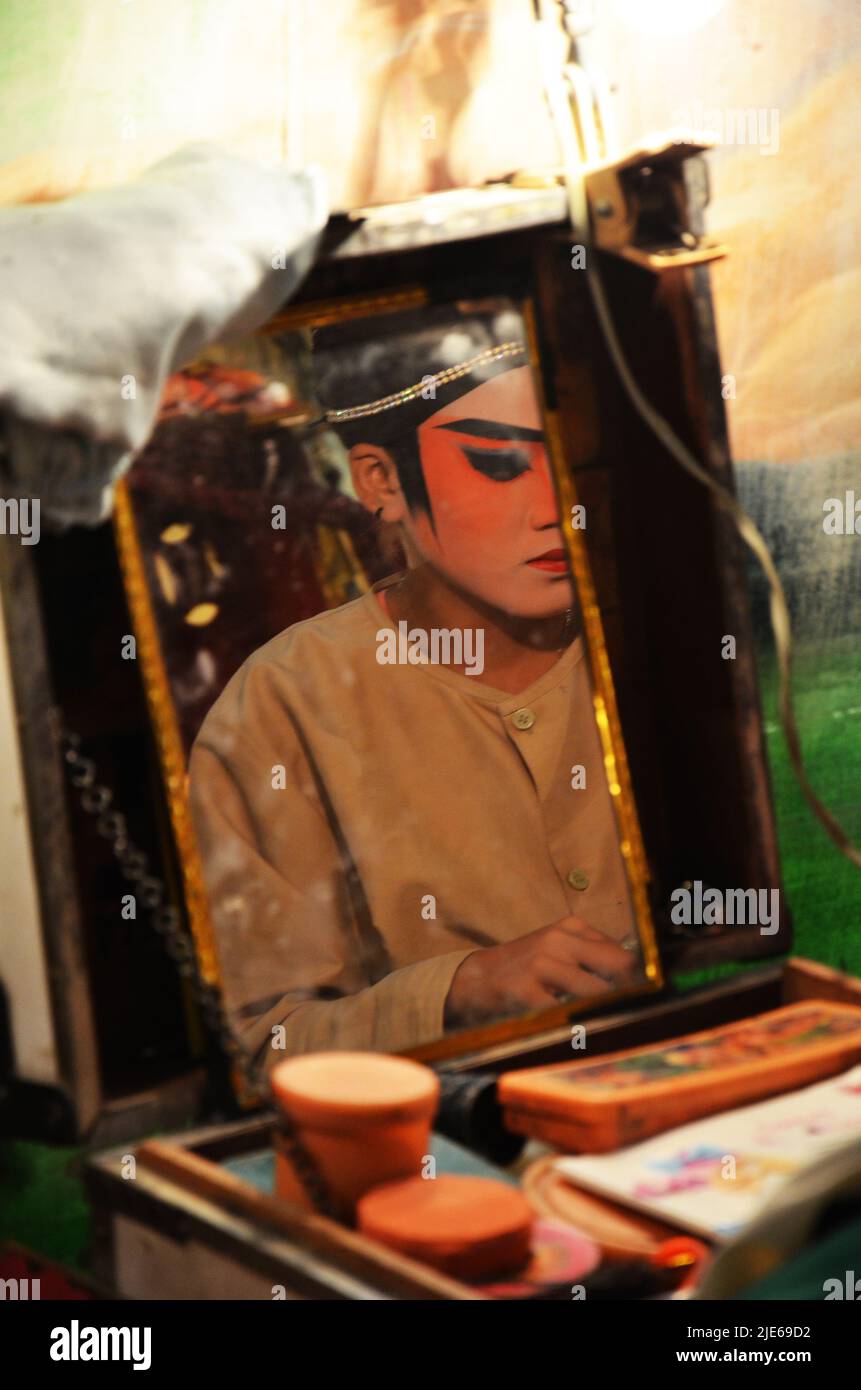 Thai act people of chinese descent makeup painting on face and wear ...