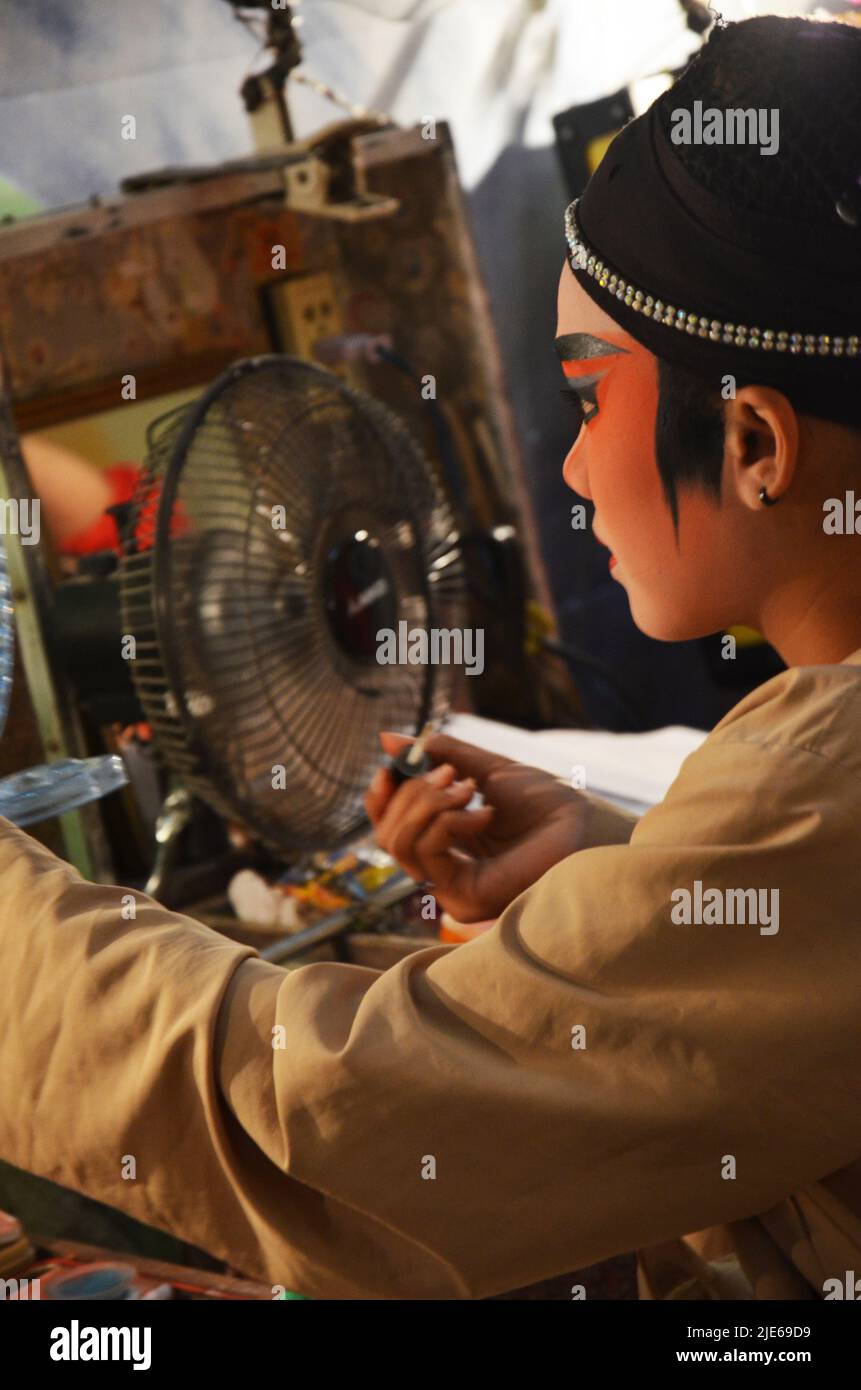 Thai act people of chinese descent makeup painting on face and wear ...