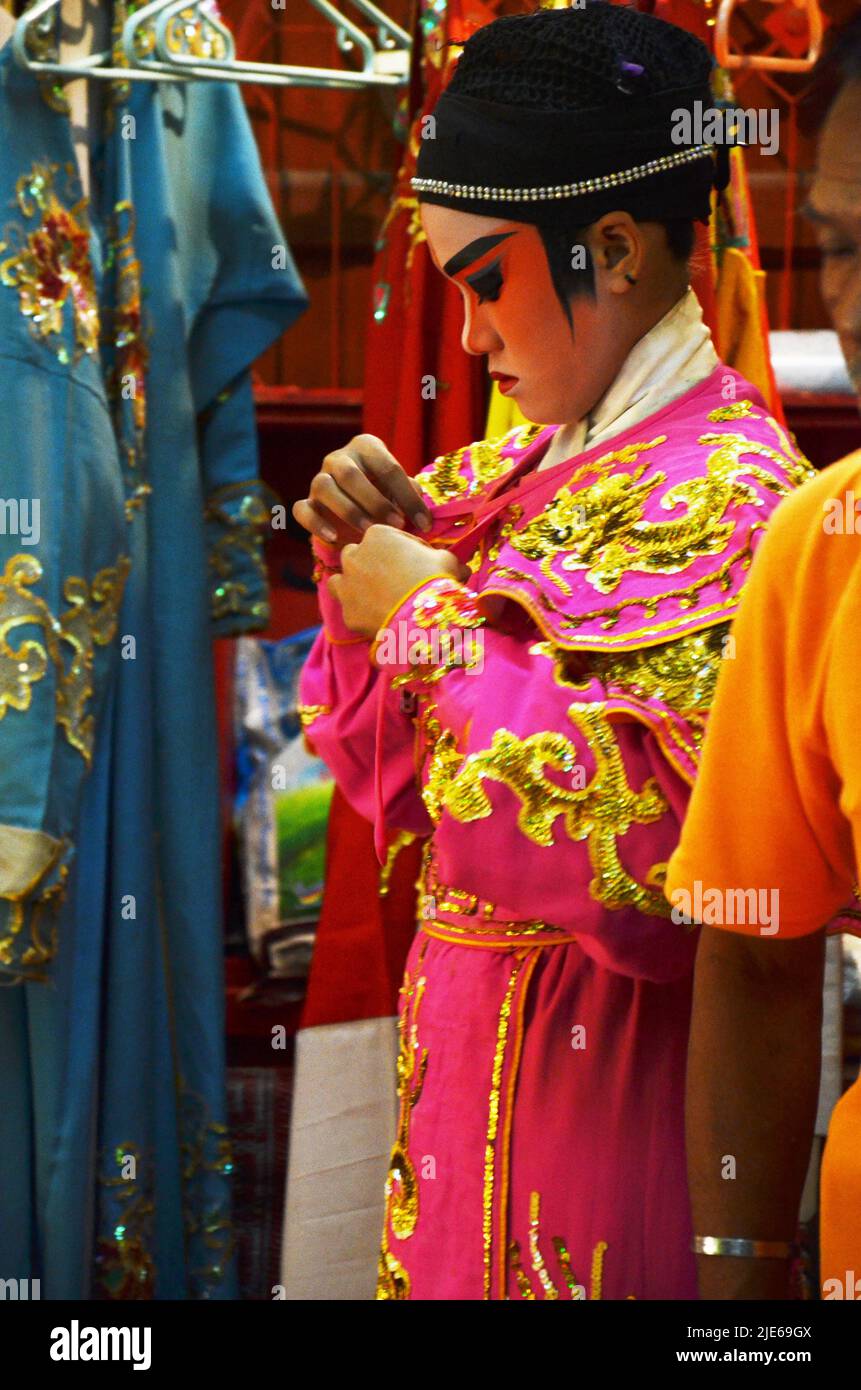 Thai act people of chinese descent makeup painting on face and wear ...