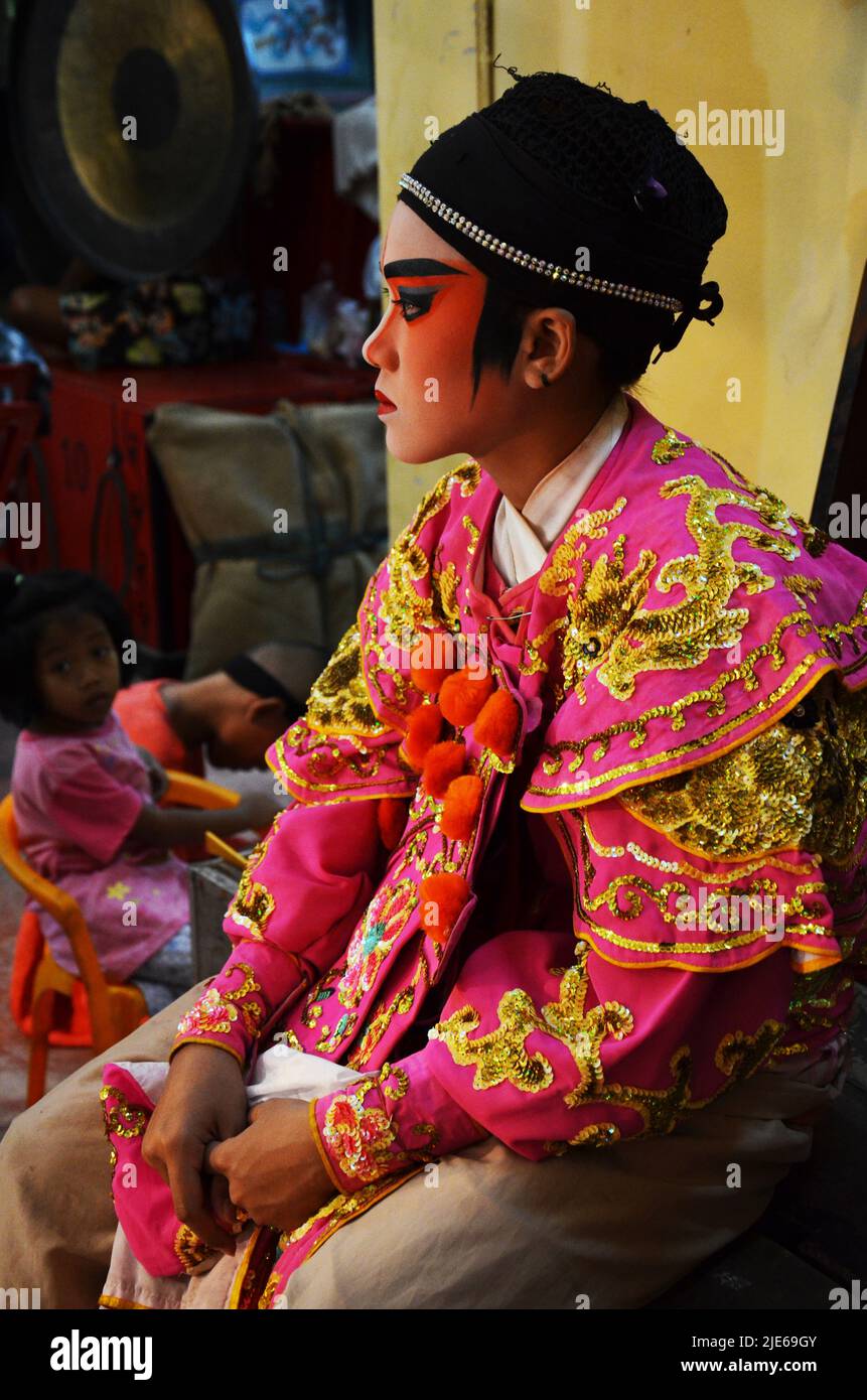 Thai act people of chinese descent makeup painting on face and wear ...