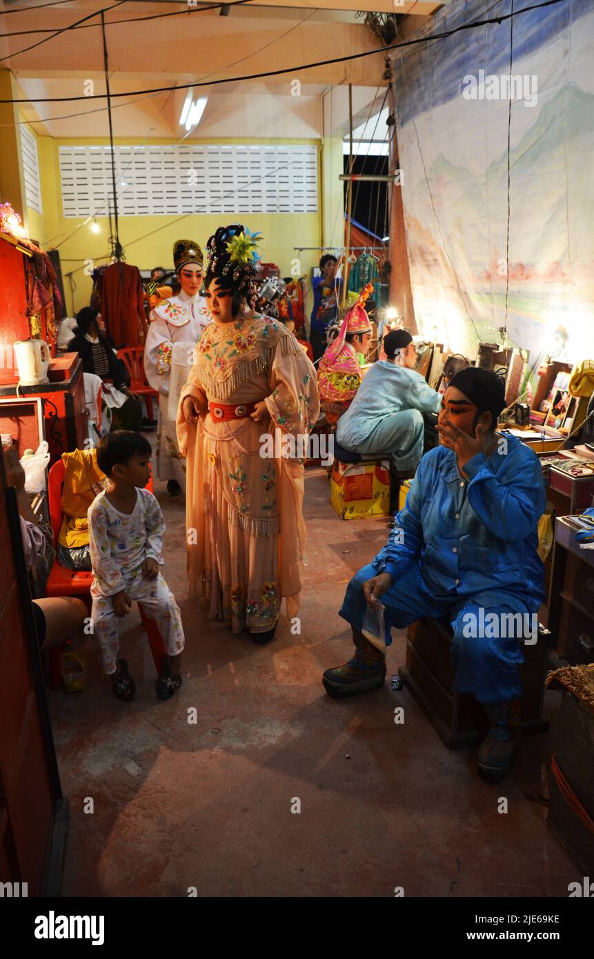 Thai act people of chinese descent makeup painting on face and wear ...