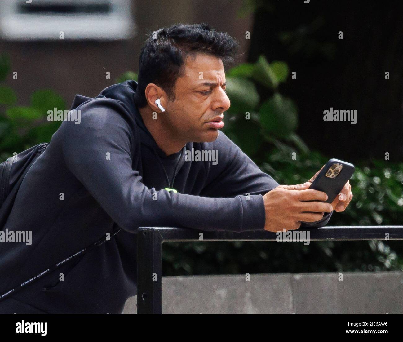 Tongo dewani hi-res stock photography and images - Alamy