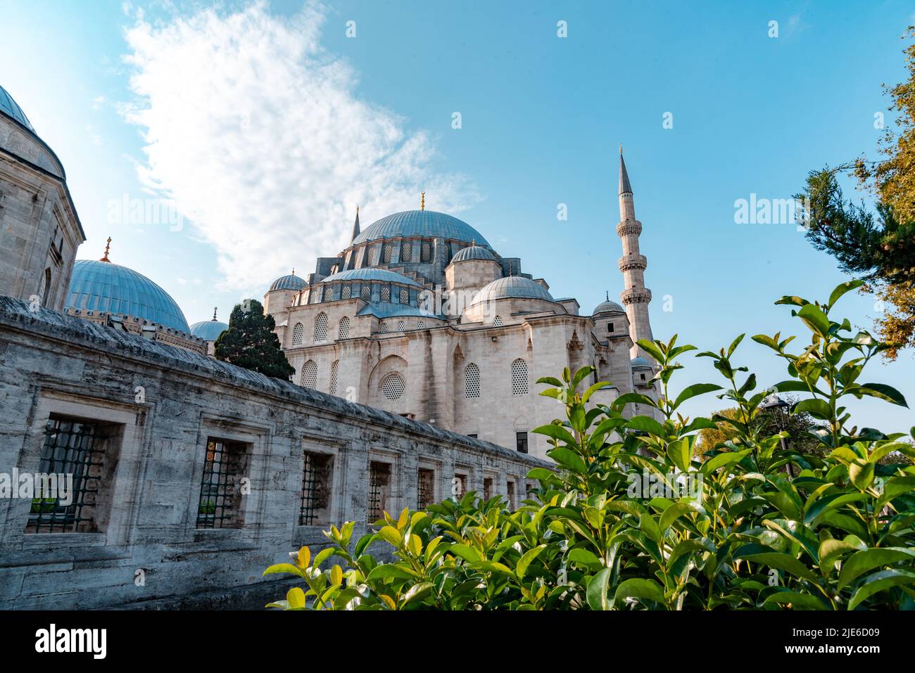 Historic buildings istanbul hi-res stock photography and images - Alamy