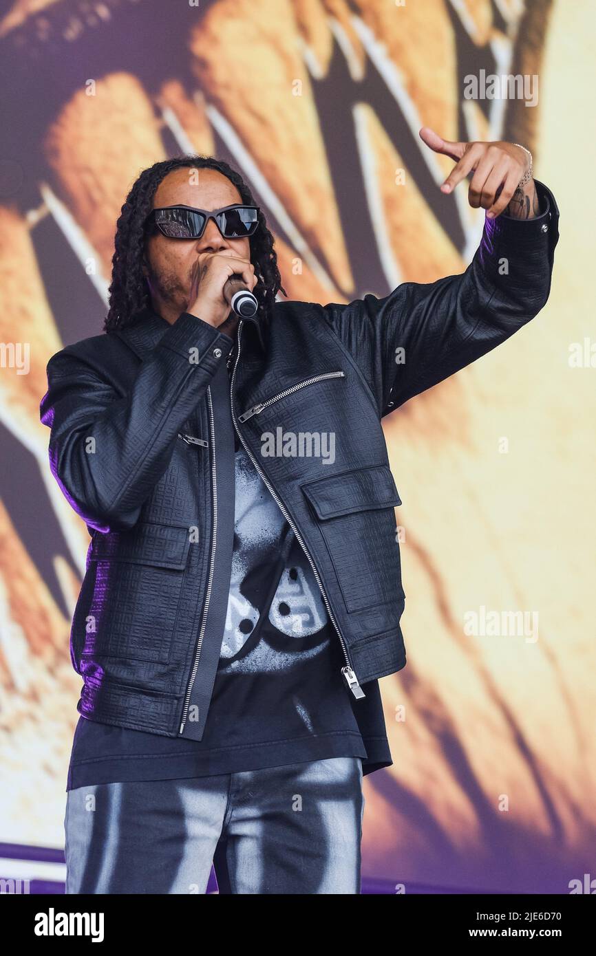 Aj tracey glastonbury hi-res stock photography and images - Alamy