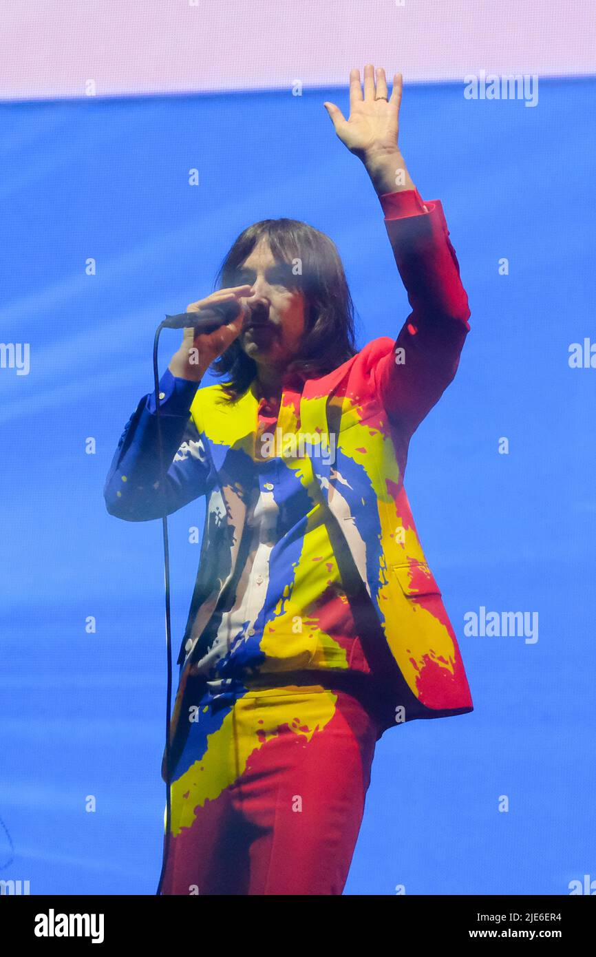 Bobby gillespie 2022 hi-res stock photography and images - Alamy