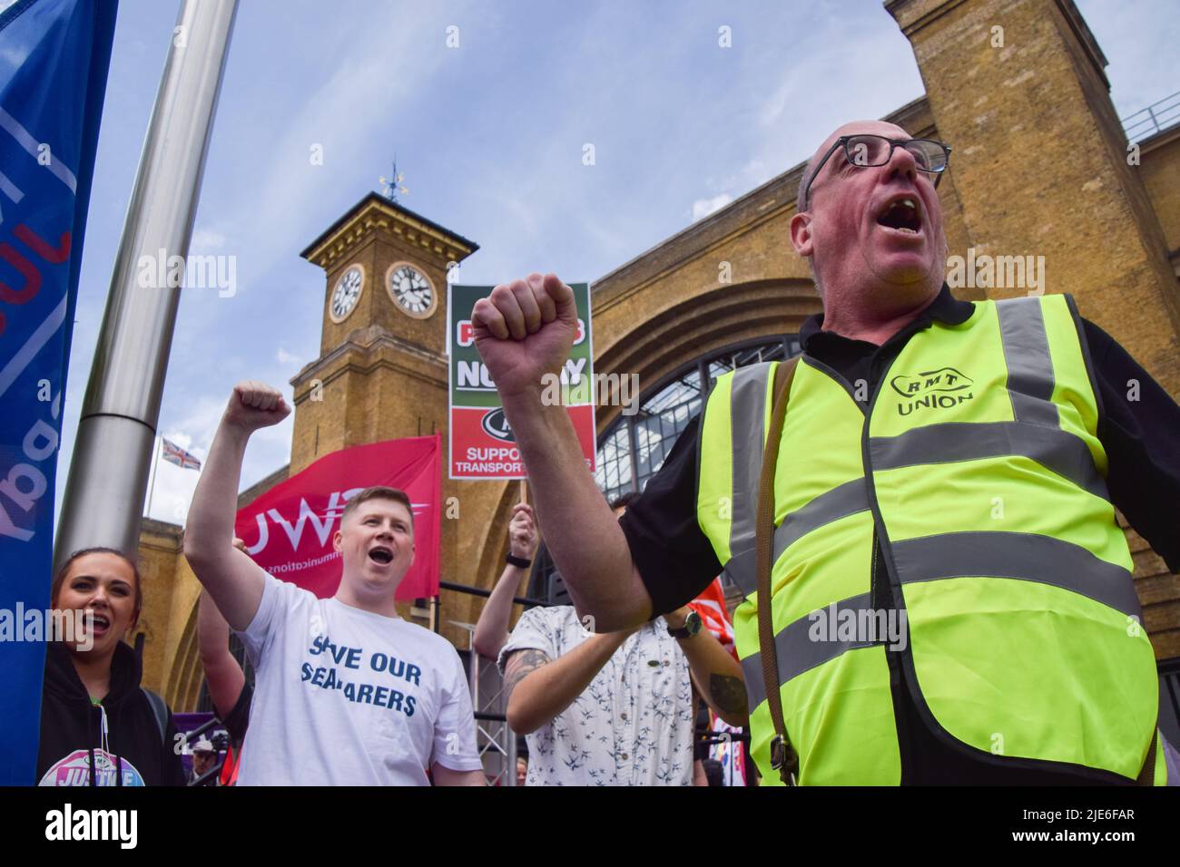 General secretary of the rmt union hi-res stock photography and images ...