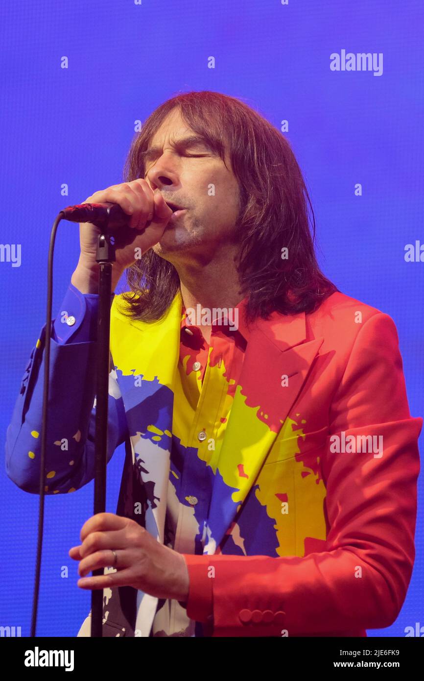 Bobby gillespie 2022 hi-res stock photography and images - Alamy