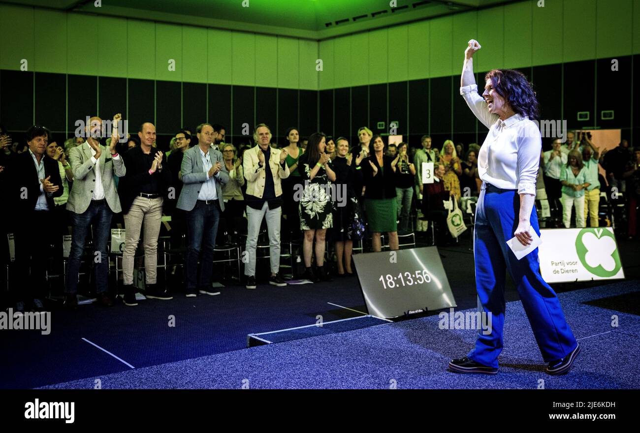 2022-06-25 18:15:09 AMSTERDAM - Party chairman Esther Ouwehand during ...