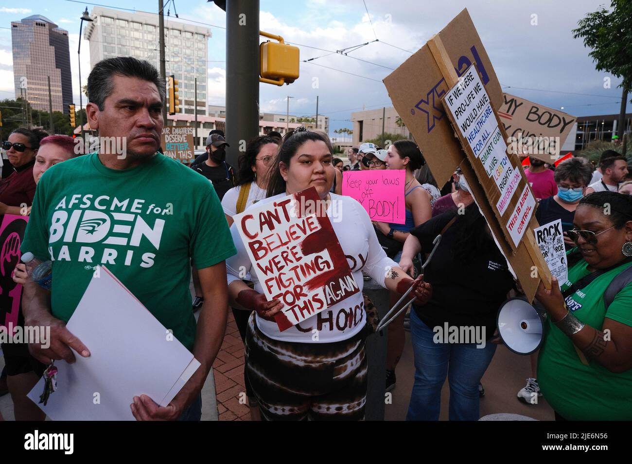 Tucson, Arizona, USA. 24th June, 2022. Pro choice supporters ...